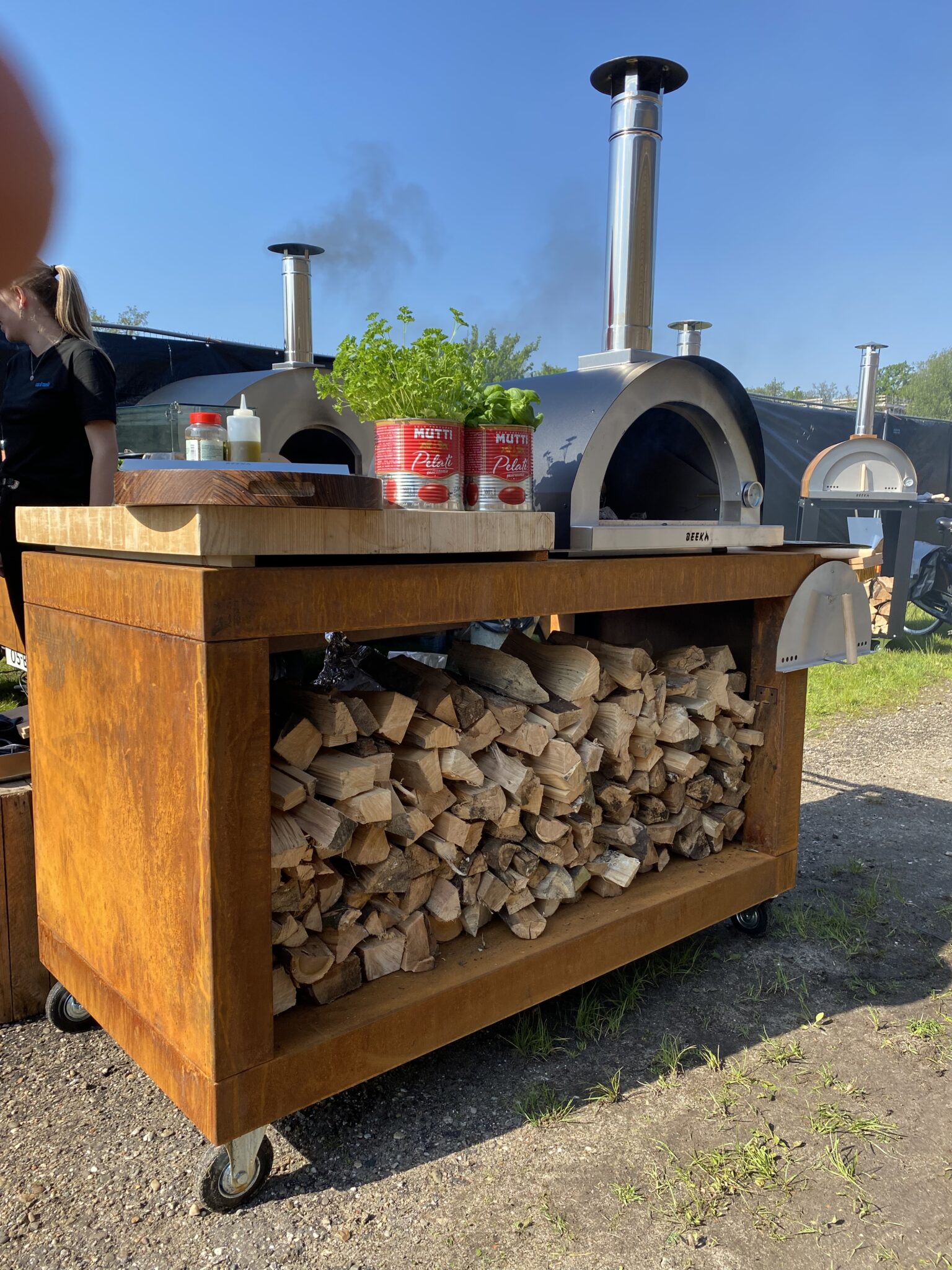 BEEK Classico 70 kleur Zwart pizza oven inclusief Cortenstaal onderstel ...
